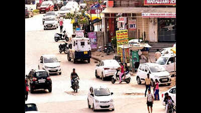 Parking mess on VIP Road troubles locals: TOI survey | Chandigarh News ...