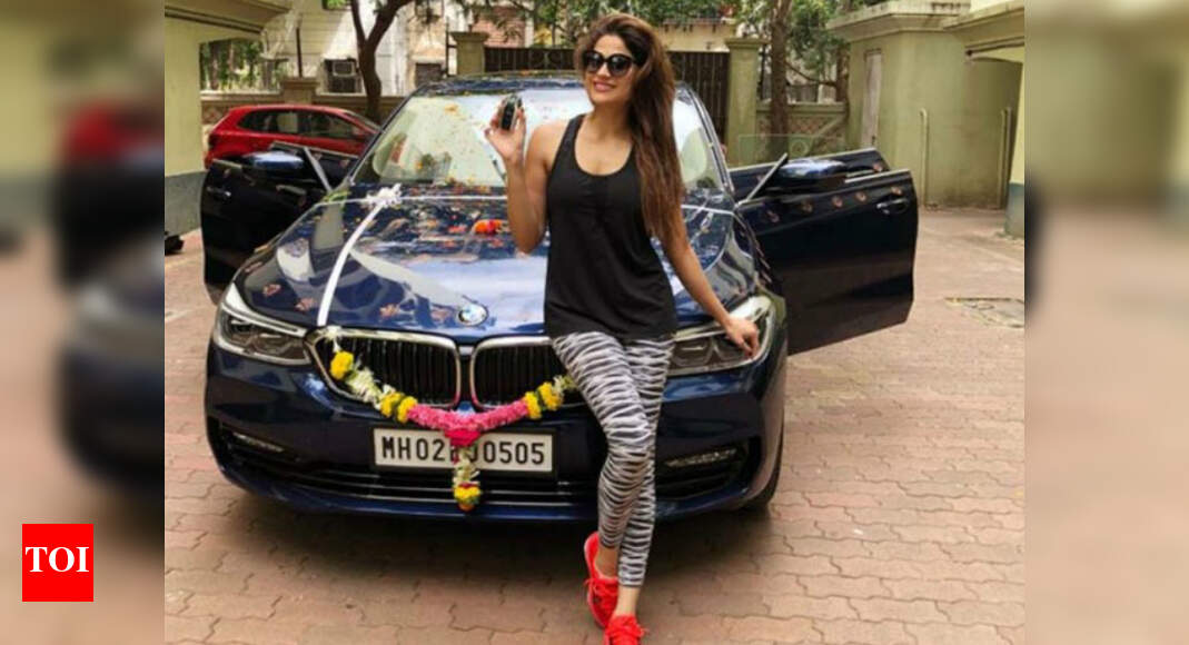 Shamita Shetty is agitated with her new car company for providing poor ...
