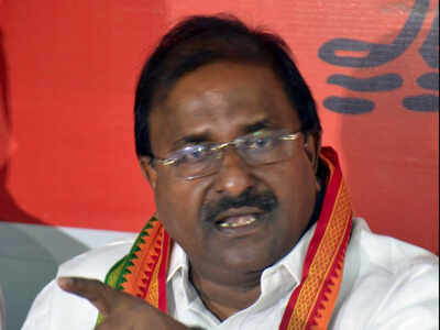Somu Veerraju: Andhra Pradesh: BJP MLC asks CM to show 3 lakh houses | Vijayawada News - Times ...