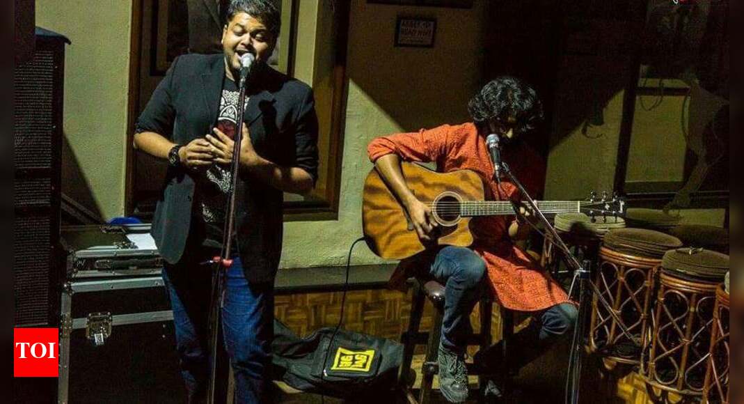 Two Groovy band captivates Pune audience | Events Movie News - Times of ...