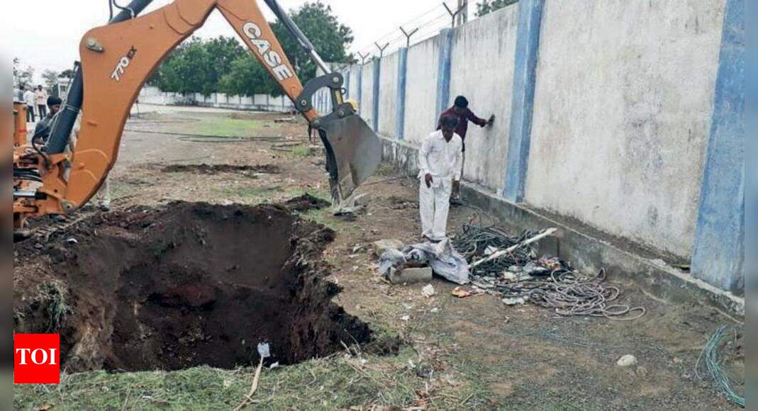 Three-year-old girl’s body found in borewell | Rajkot News - Times of India