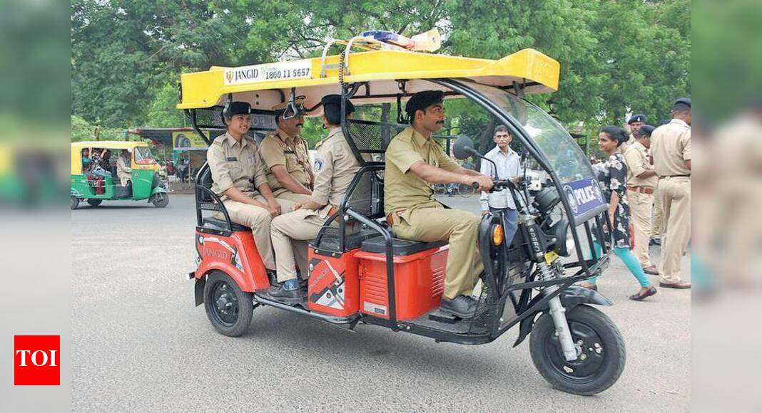 Traffic department starts e-rickshaw for patrolling trouble-prone areas ...