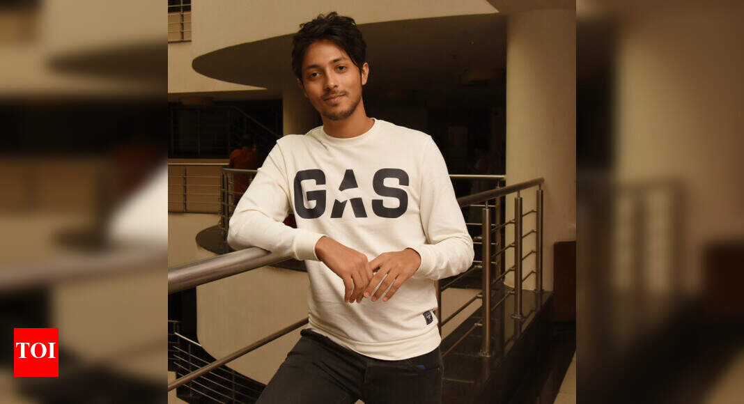 How Amartya Ray prepared for the role of a truck driver | Bengali Movie ...