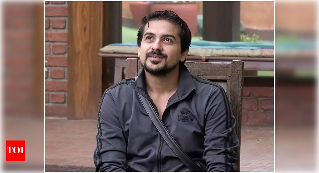 Bigg Boss Marathi: Pushkar Jog gets the ticket to finale - Times of India