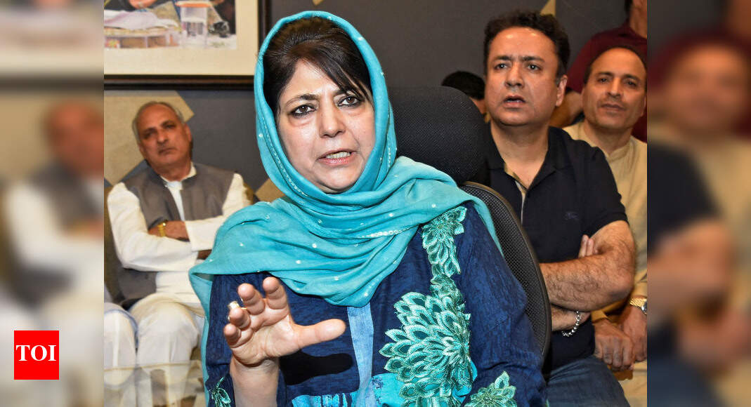 Mehbooba Mufti warns BJP against splitting PDP | India News - Times of ... Mehbooba Mufti warns BJP against splitting PDP | India News - Times of ...