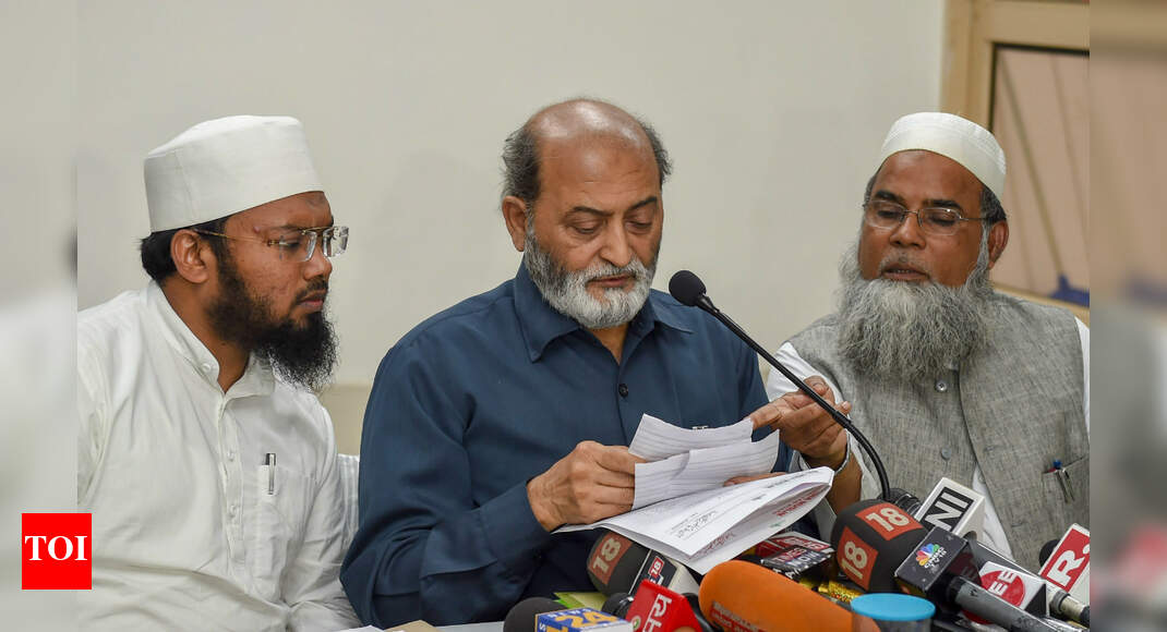 Never pitched for Shariat courts, BJP/RSS trying to politicize matter ...