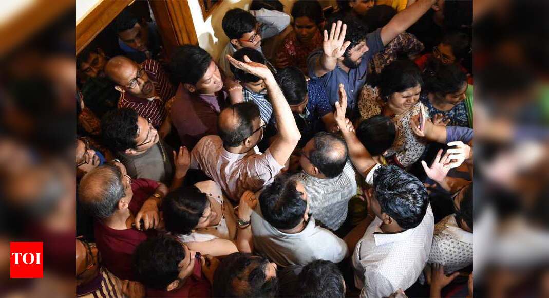 Gherao in Presidency University enters 50 hours - Times of India