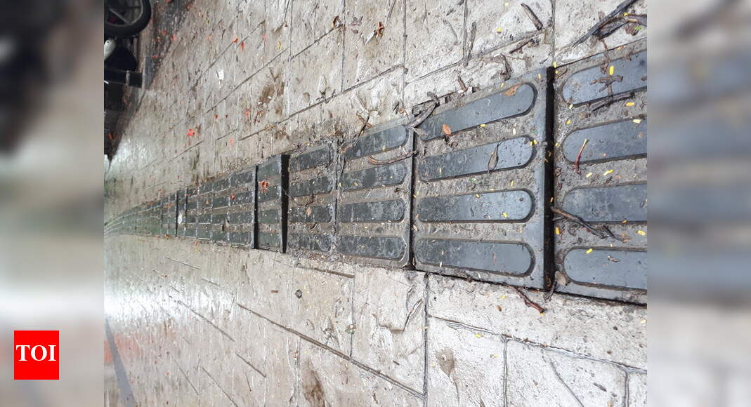 Poor construction quality @ aundh smart city - Times of India