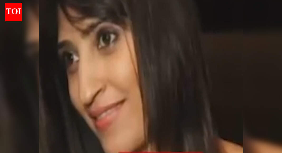 Delhi air hostess suicide case: WhatsApp messages reveal Anissia Batra ...