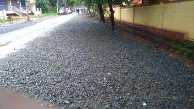 make tar road - Times of India