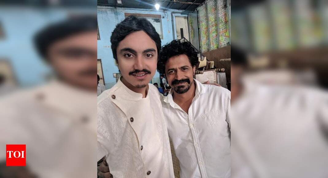 Aditya Gadhvi shoots a music video for his next folk song | Gujarati ...