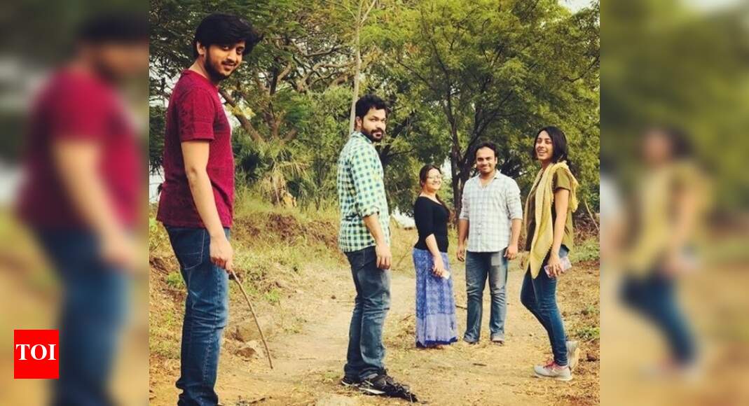 One of the lead actors of Amar Photo Studio to quit the play | Marathi ...