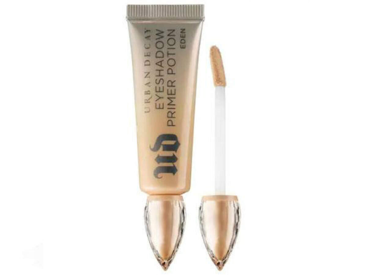 Some of the best sweatproof products to try out this season :::Misskyra