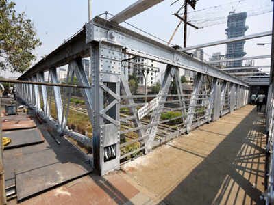 Matunga FOB reopens after safety check | Mumbai News - Times of India