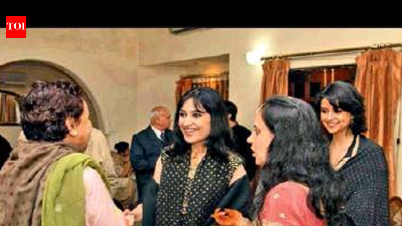 Gul Panag: Gul Panag remembers her friend Anissia Batra as frank ...
