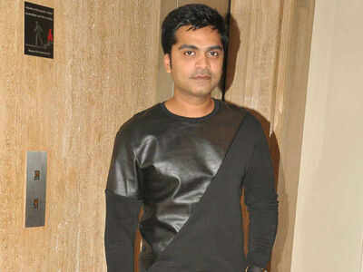 Simbu shoots for Periyar Kuthu | Tamil Movie News - Times of India