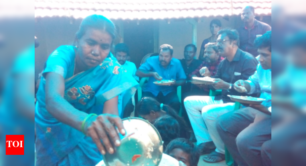 Protest against caste discrimination: Feast held at Tirupur dalit cook ...