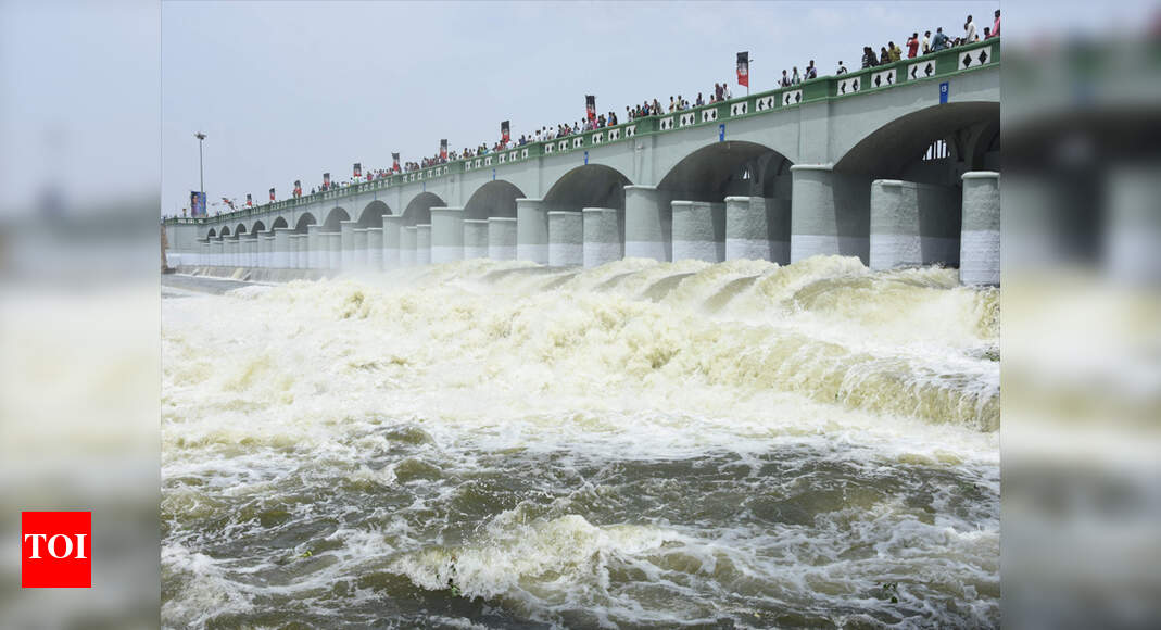 Grand Anaicut: Farmers rejoice as Grand Anaicut water released | Trichy ...