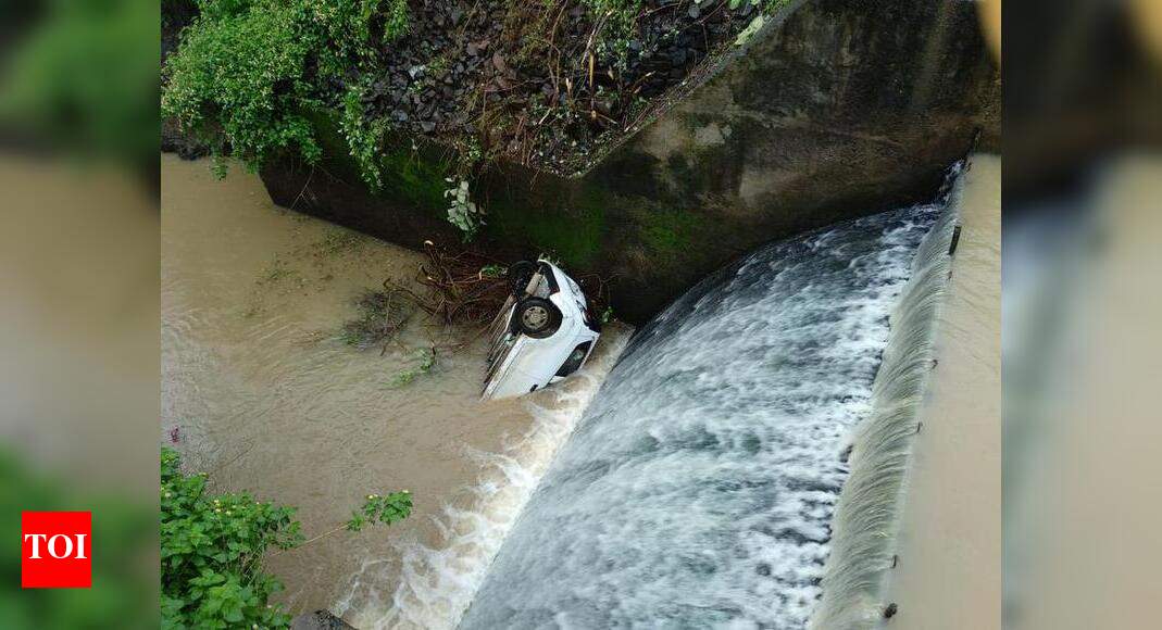 Kolar Dam: 6 friends die as car plunges into Kolar dam | Bhopal News ...