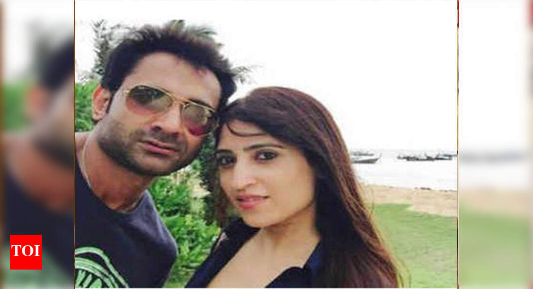 Delhi air hostess suicide: In-laws of Anissia Batra get interim ...