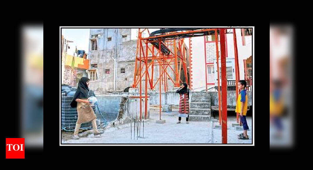 Mobile tower perilously poised on shaky building | Hyderabad News ...
