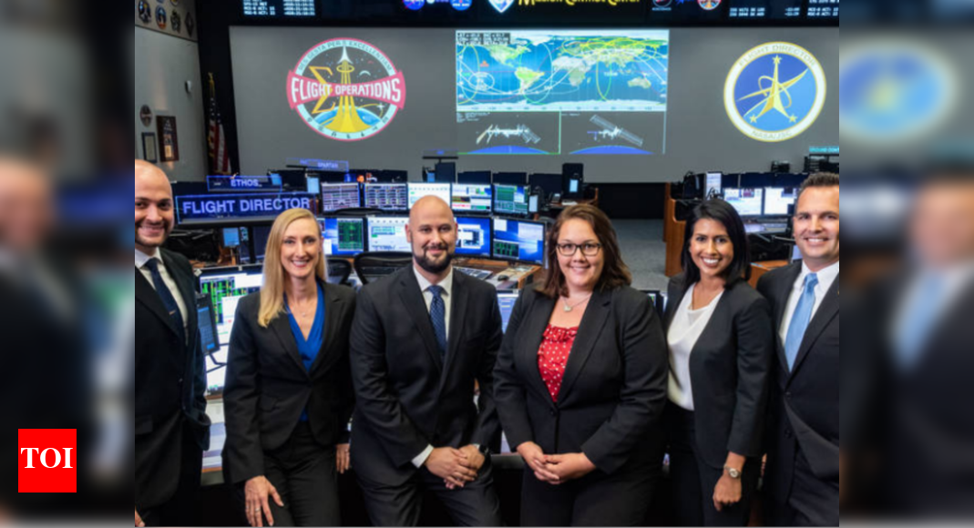 Indian-American among new Nasa flight directors - Times of India