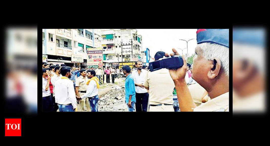 Parties Protest On Streets Tension In Wanadongri As Parties Protest On