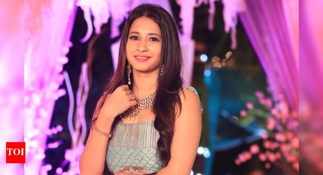 Manvitha Harish on the Muddulakshmi show - Times of India