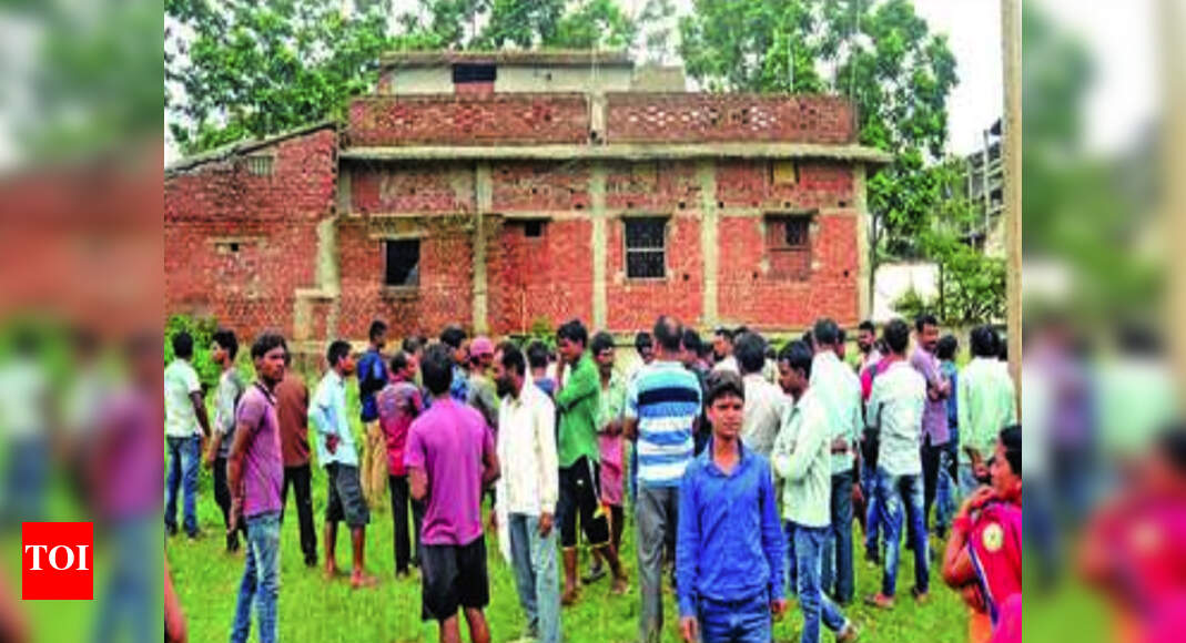 7 of family found dead in Ranchi, suicide suspected | Ranchi News ...