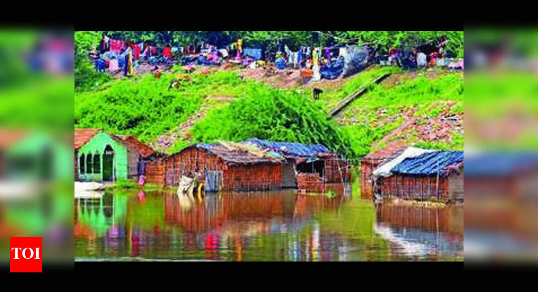 Army on high alert as UP flood toll reaches 80 | Meerut News - Times of ...