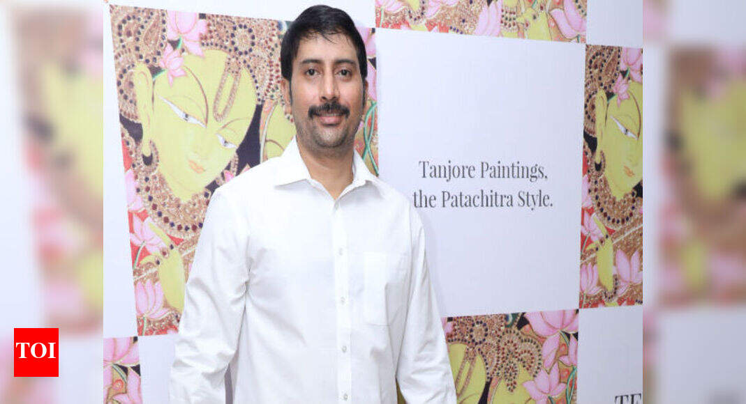 Sadagoppan Ramesh was spotted at Tejasmi Das' painting expo at Art Houz ...
