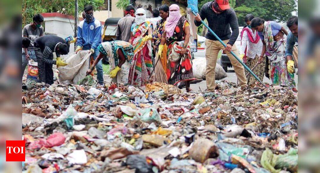 Neck deep in garbage crisis, AMC in a fix over new directive ...