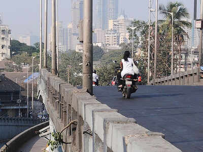 Byculla road over-bridge likely to be closed soon for buses, heavy ...