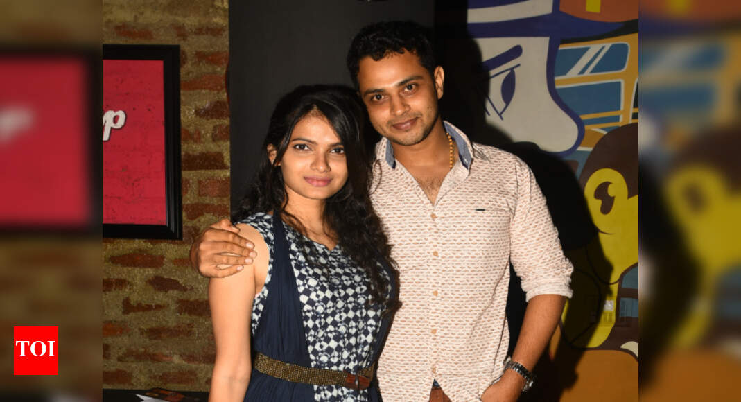 Anisha and Jason had fun partying on Friday night at The Cycle Gap ...