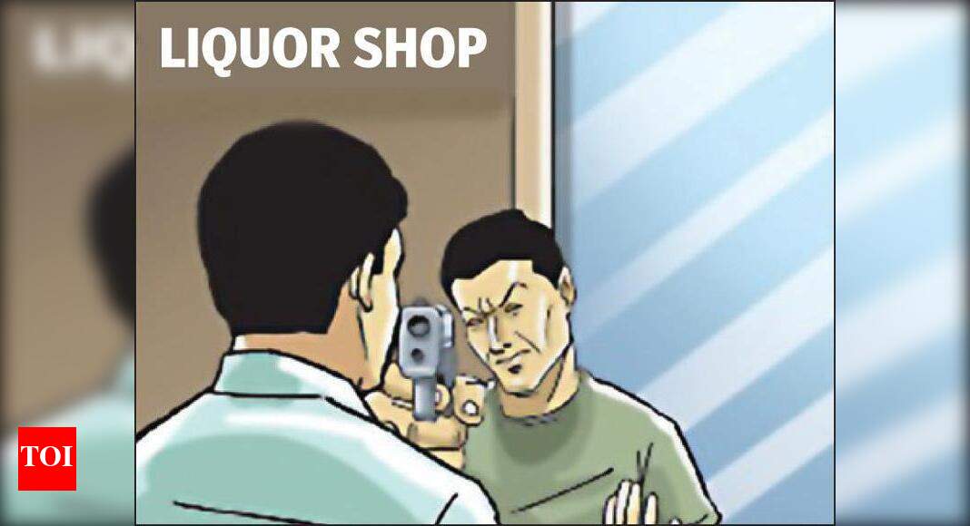 Liquor shop worker fights armed goons, thwarts robbery | Nagpur News ...