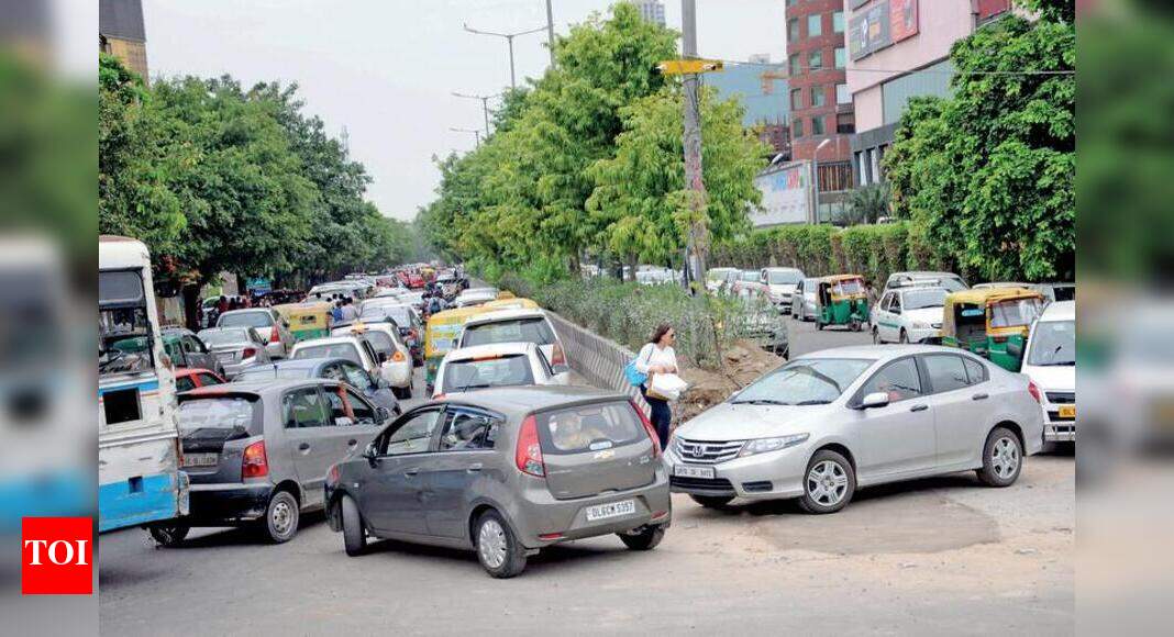 Noida Sector 18: Noida plans one-way traffic in Sector 18 | Noida News ...