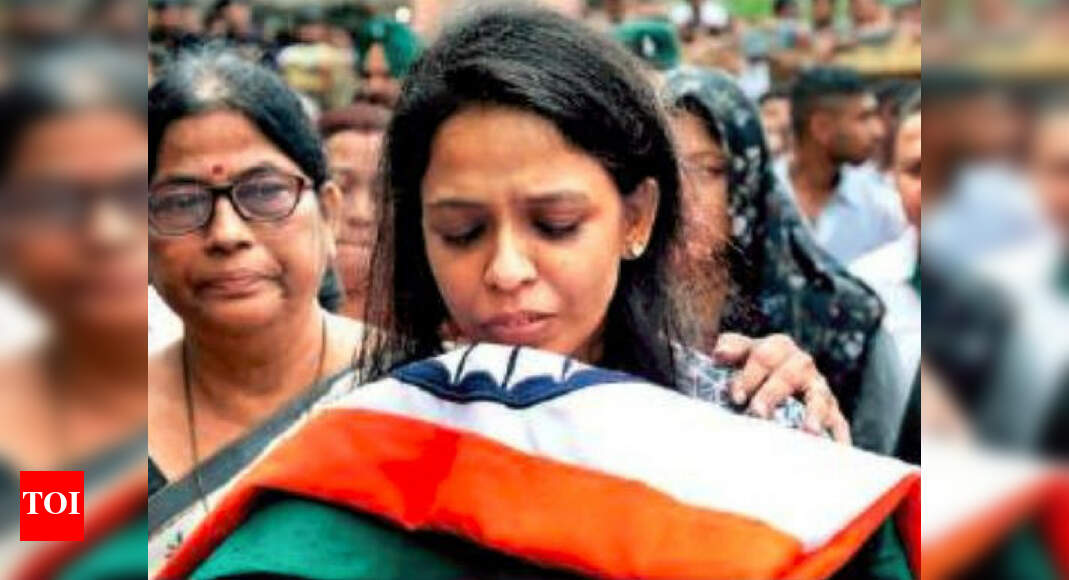 Tearful Farewell To Major Rane: Thousands bid tearful farewell to Major ...