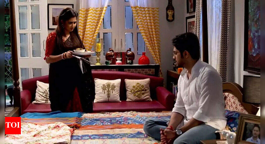 Mohul finally warming up to Roddur in Phagun Bou? - Times of India