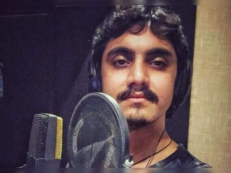 Parth Oza: Aditya Gadhvi records two new songs | Gujarati Movie News ...