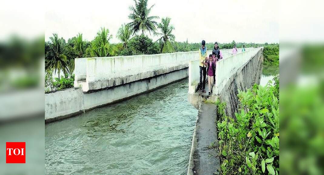 NH-766 continues to be flooded | Mysuru News - Times of India