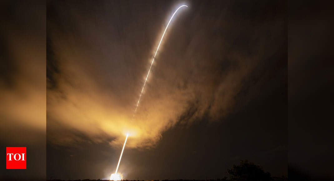 NASA launch Parker Solar probe: Nasa's Parker Solar Probe launched to ...