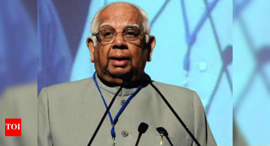 Former Lok Sabha Speaker Somnath Chatterjee on ventilation | India News ...