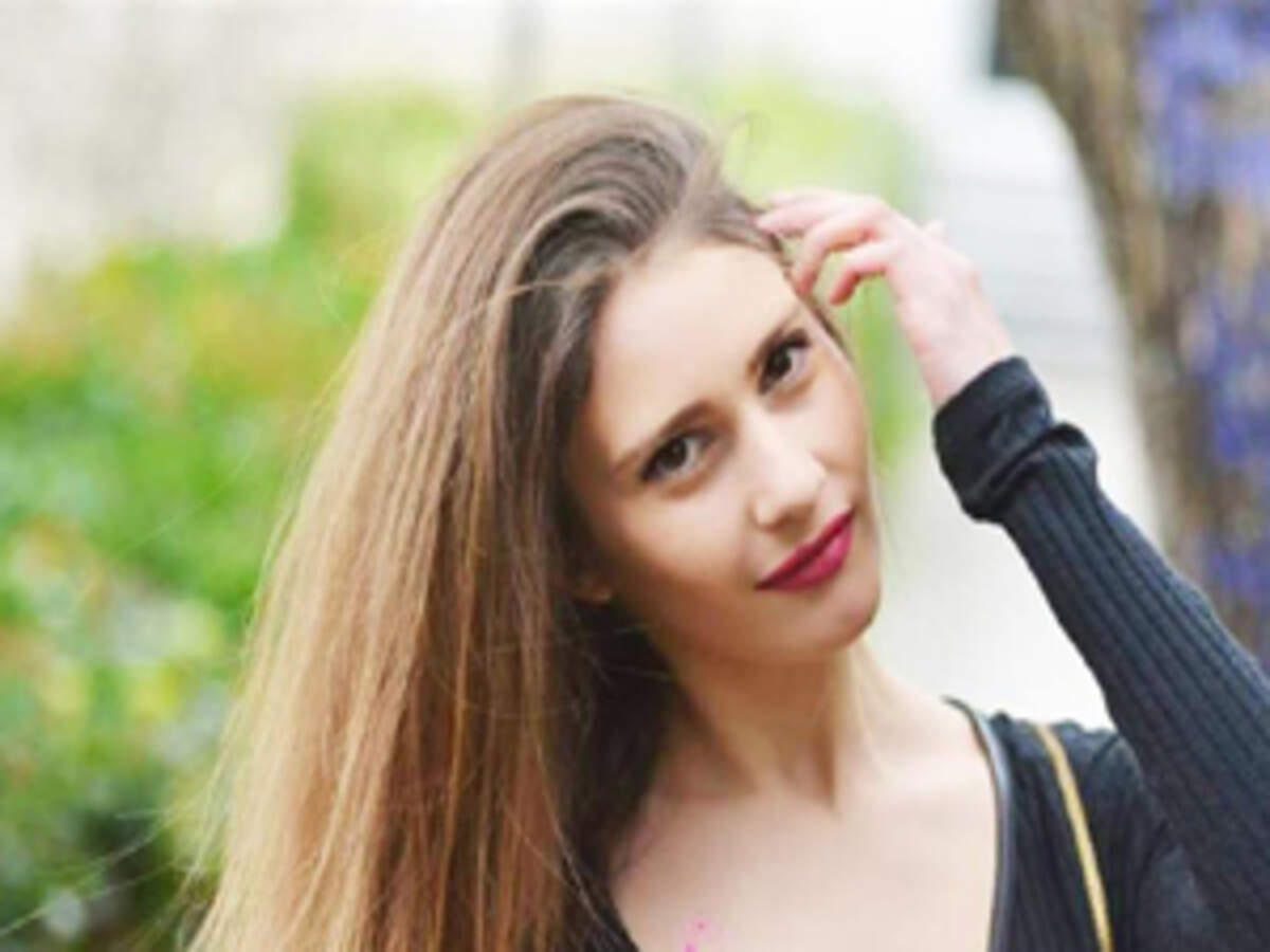 Chrysa Androutsopoulou crowned Miss Earth Greece 2018