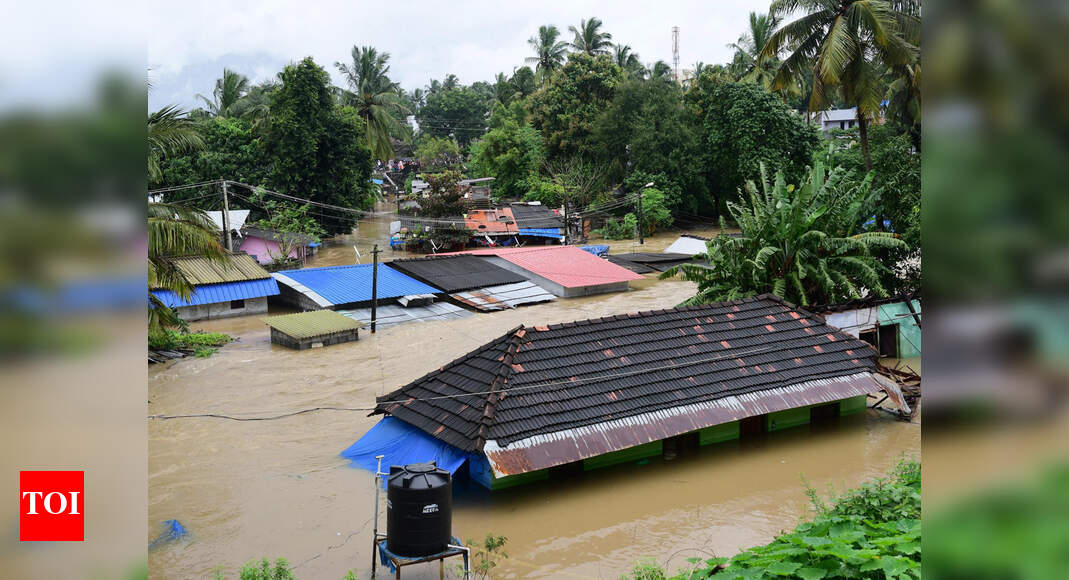 Kerala Floods: Kerala floods: 5 killed in landslides in Palakkad, no let-up in monsoon fury ...