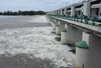 1.08 lakh cusecs of water being released into Kollidam river from ...
