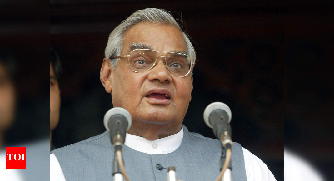 'Vajpayee contributed for a change in bilateral ties': Pak govt ...