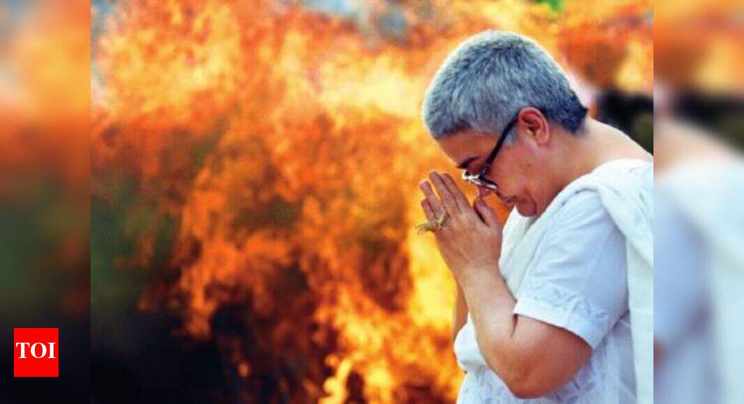 A daughter and a nation bid farewell to a father figure | India News ...