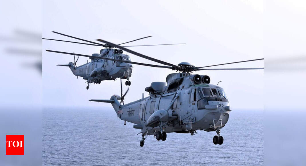 Indian Navy: Govt approves procurement of 111 helicopters for Navy ...