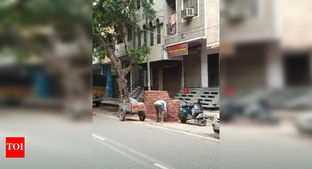 Road encroachment - Times of India