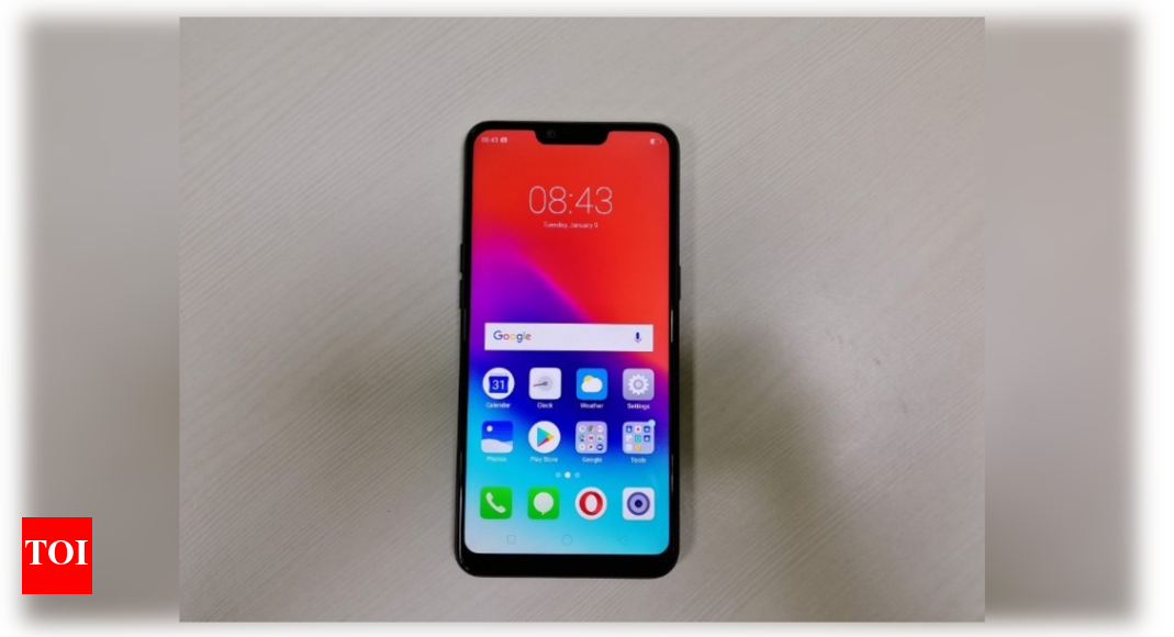 Realme 2 review: The cheapest phone with a notch - Times of India
